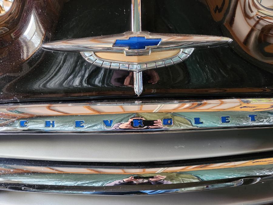 Emblem inset color? - Chevrolet Message Forum - Restoration and Repair Help